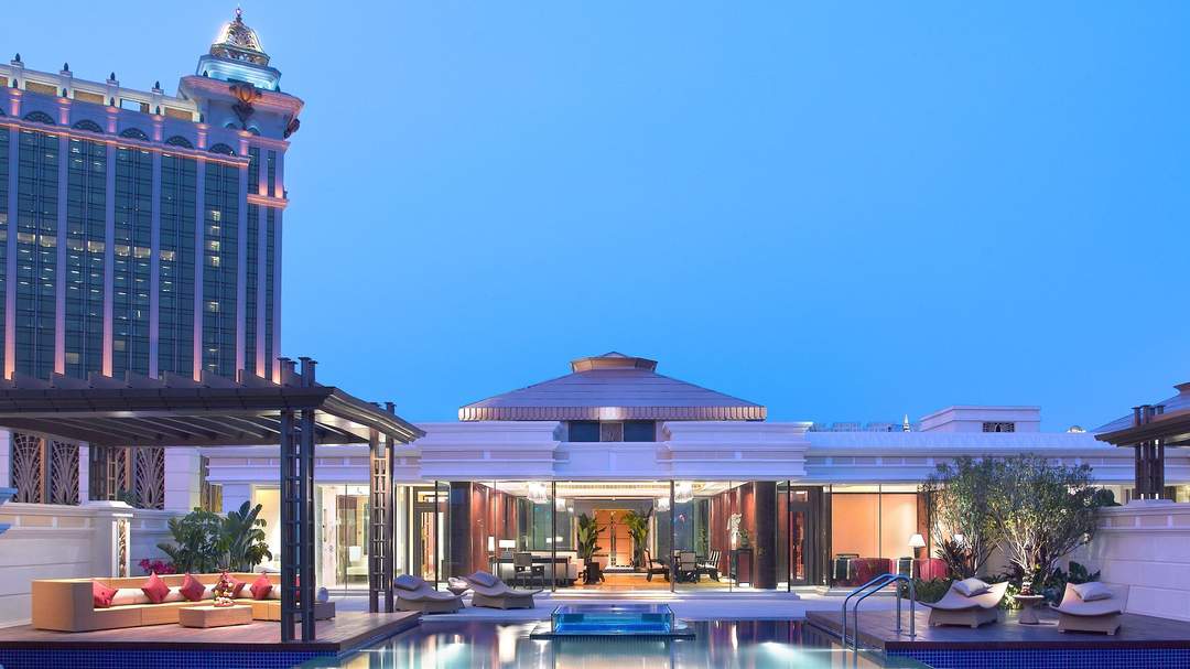 Luxury Hotel With Private Pools | Banyan Tree Macau