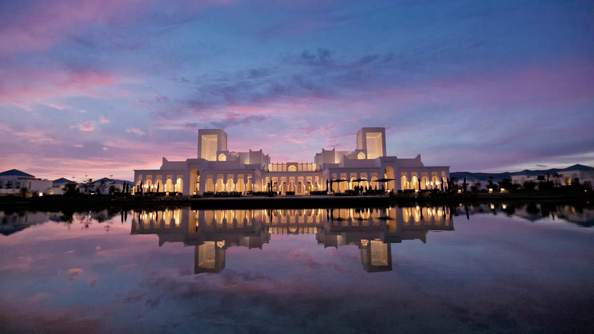 Banyan Tree: Luxury & Sustainable Hotels and Resorts