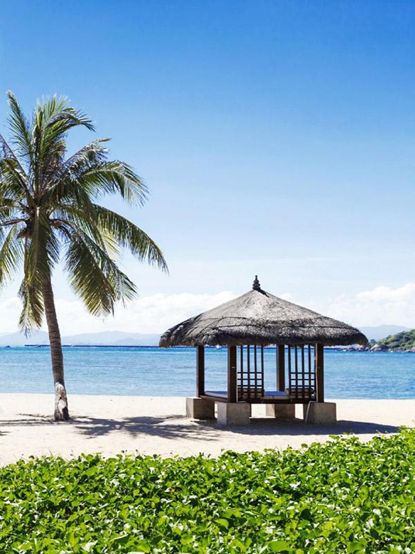 Luxury All-Pool Hotel in Hainan, China | Banyan Tree Sanya