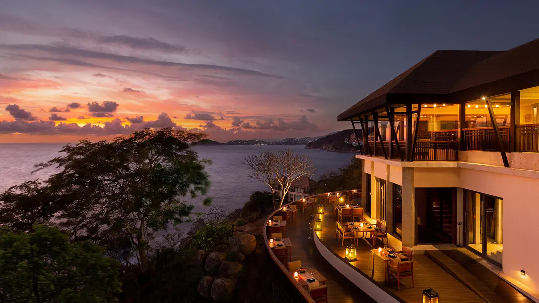 Saffron Authentic Thai Restaurant | Banyan Tree Hotels and Resorts Hotels