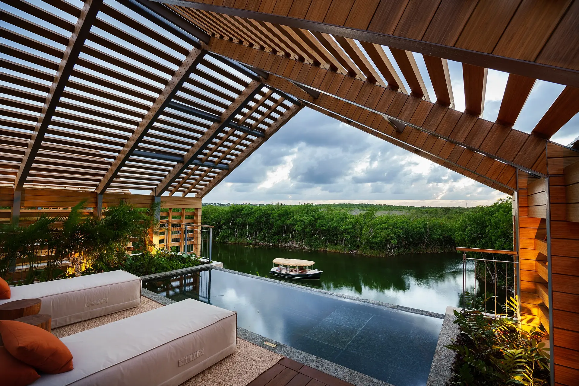 Lagoon & Sunset Rooftop Pool Villa | Banyan Tree Mayakoba