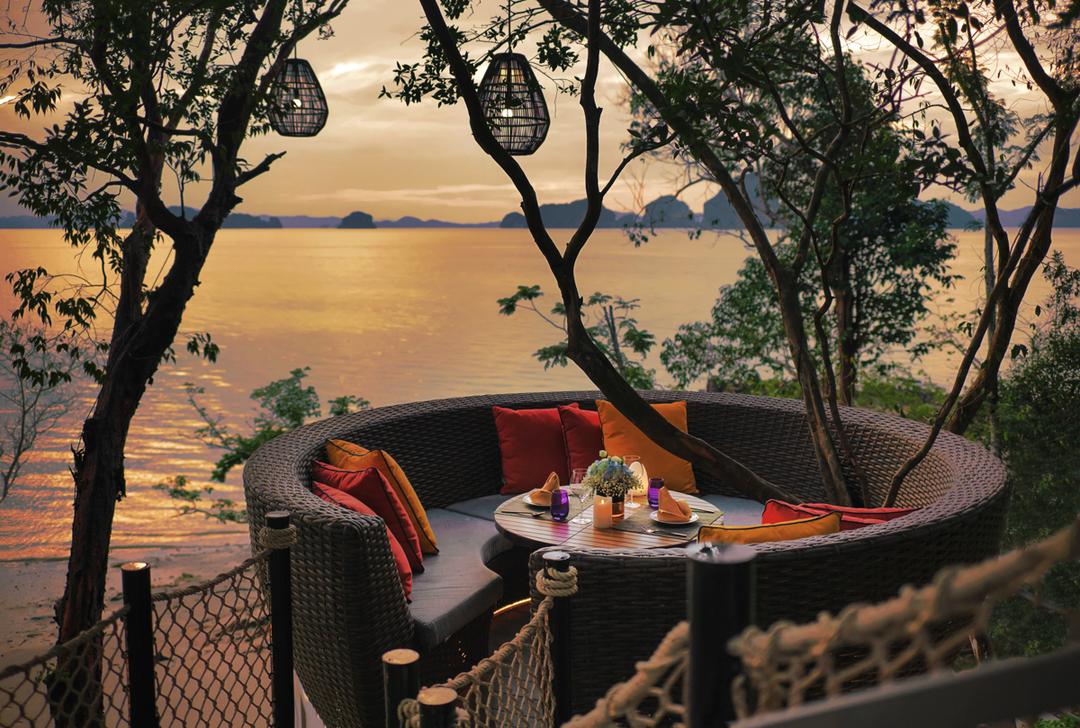 Banyan Tree: Luxury & Sustainable Hotels and Resorts