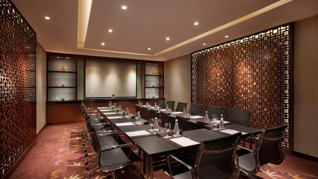 Banyan Tree: Luxury & Sustainable Hotels and Resorts
