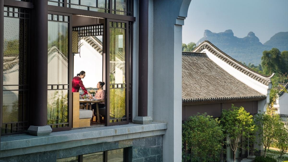 Banyan Tree: Luxury & Sustainable Hotels and Resorts