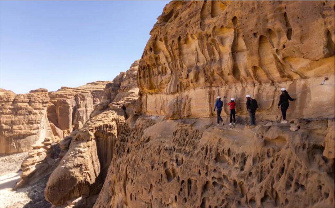 Saudi Arabian Desert Resort Activities | Banyan Tree AlUla