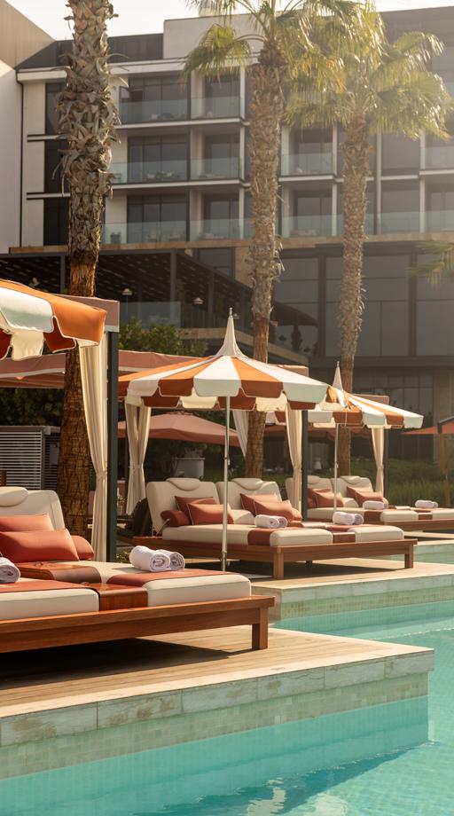 Alizée Pool & Beach | Hotel Day Passes | Banyan Tree Dubai