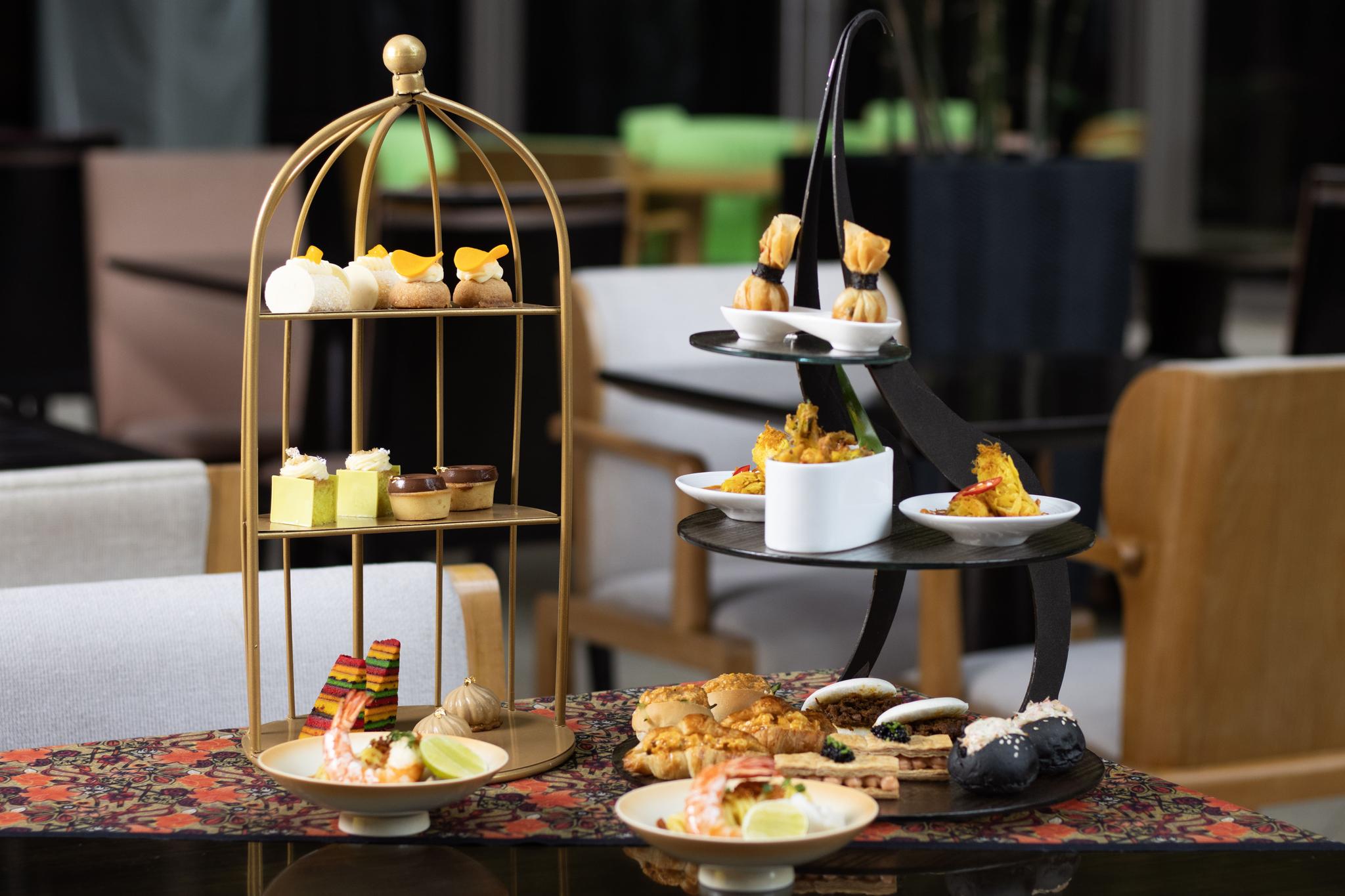 The Courtyard Restaurant | Banyan Tree Pavilion Hotel