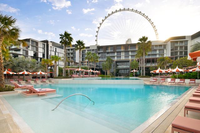 BANYAN TREE POOL & BEACH | Banyan Tree Hotels and Resorts