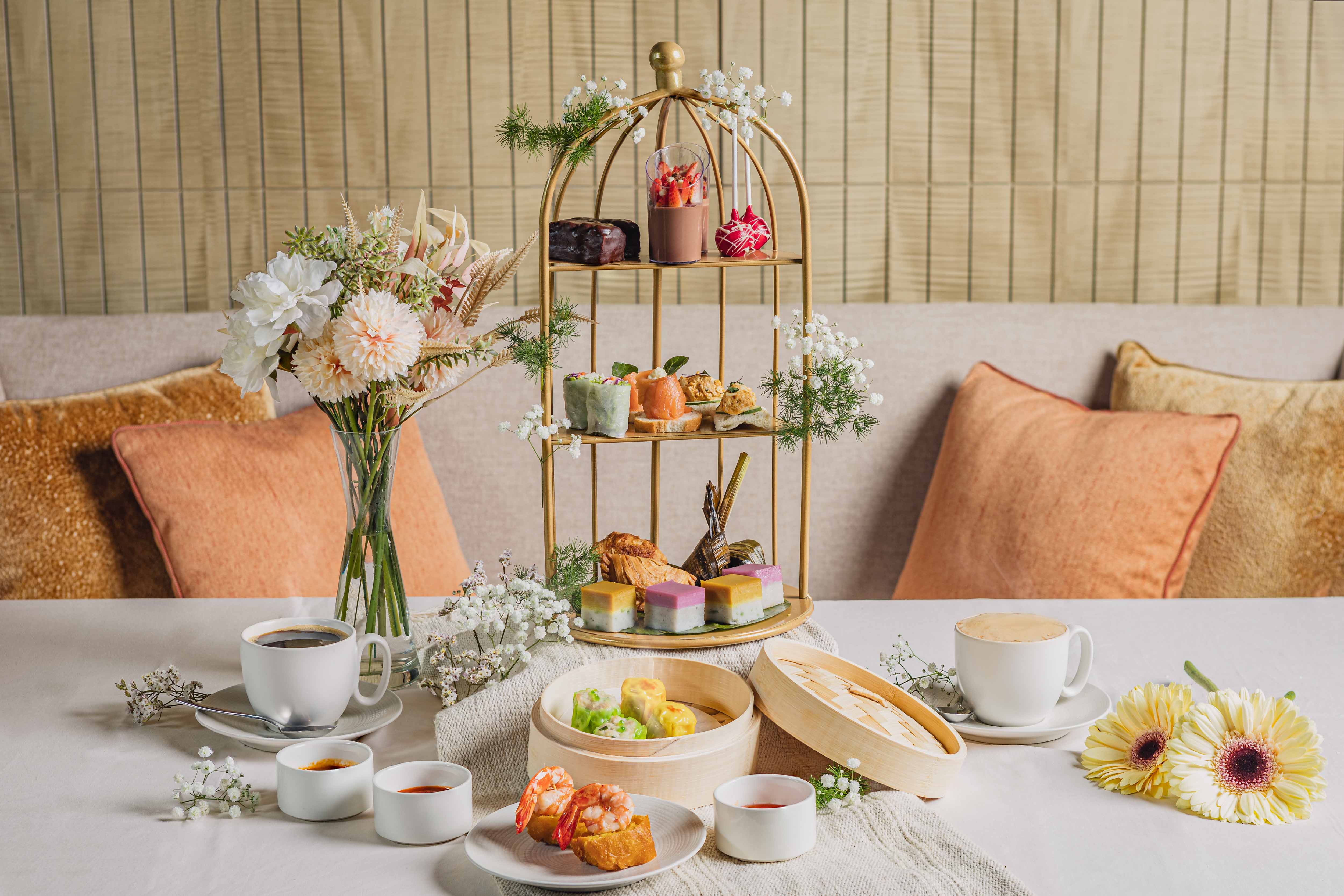 The Courtyard | Dining in Pavilion Hotel Kuala Lumpur - Banyan Tree