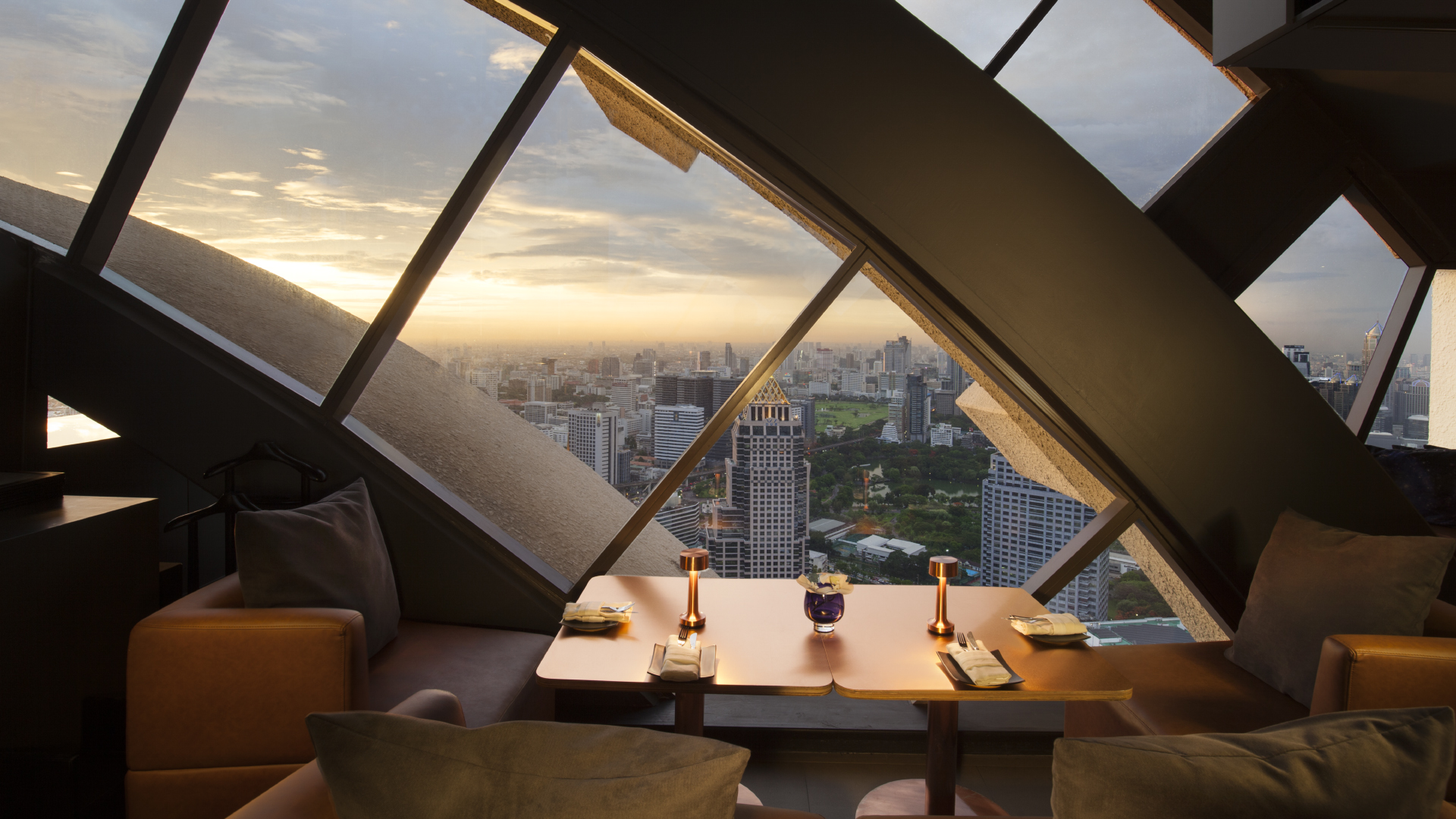 Vertigo TOO | Bangkok Rooftop Bar & Lounge | Banyan Tree Bangkok