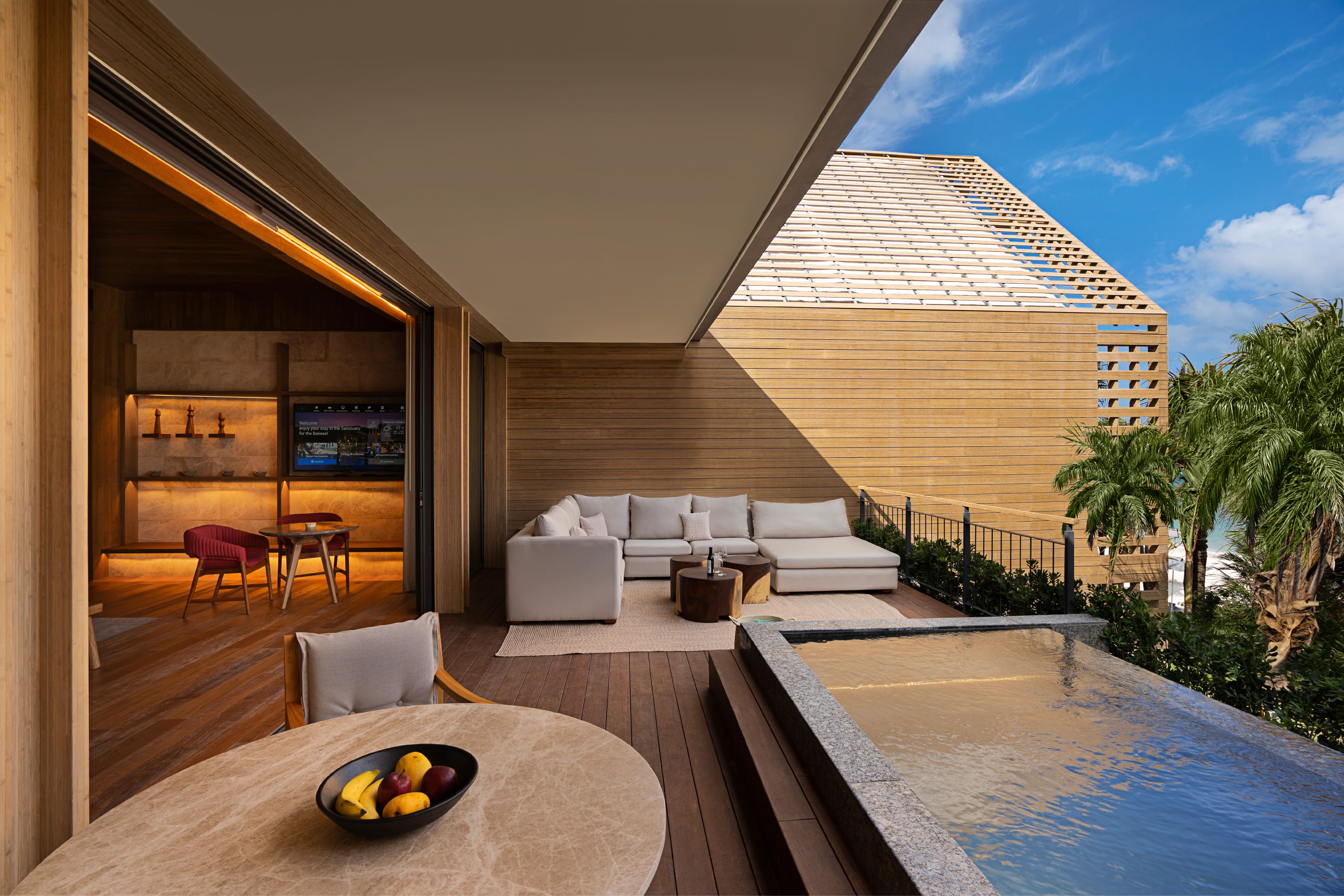 Oceanfront Veranda Pool Suite - Queen | Banyan Tree Mayakoba