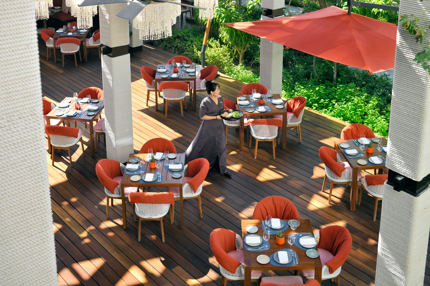 Hotel Dining | Dubai Beach Restaurants | Banyan Tree Dubai