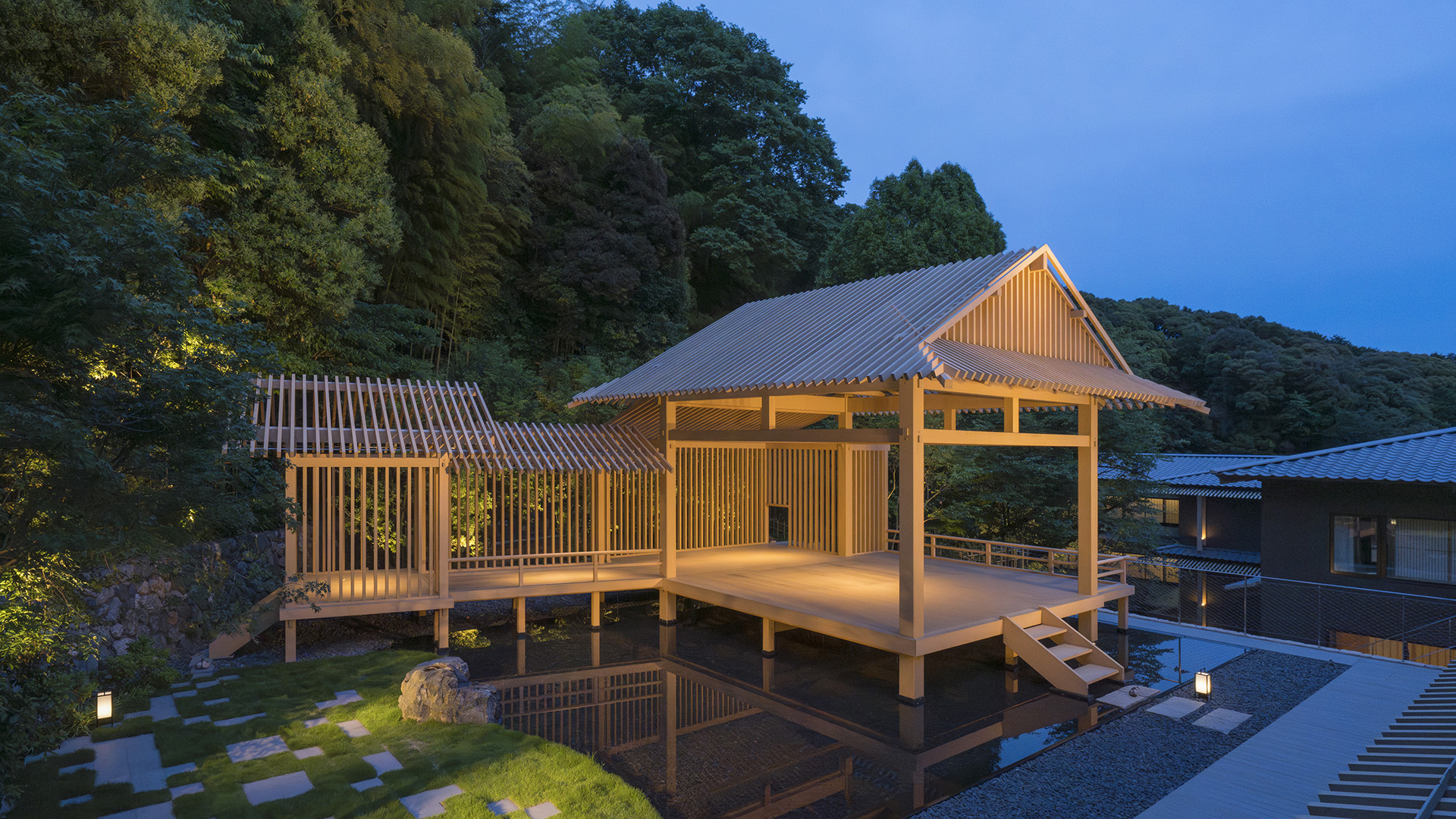 Banyan Tree Higashiyama Kyoto-Luxury hotel Located in Higashiyama, Kyoto